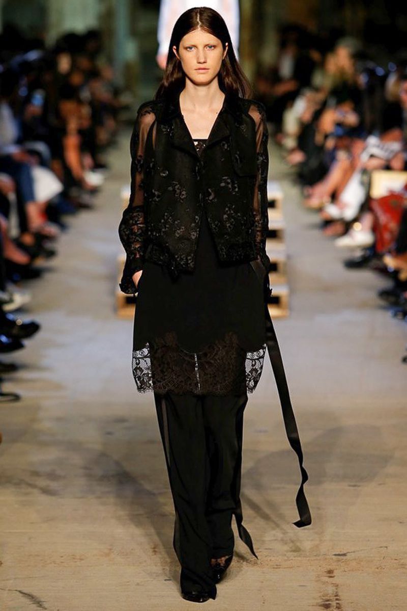 Givenchy S/S 16 Show (Givenchy)
