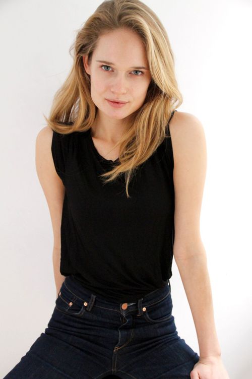 Sofie Oosterwaal - Model - detail by client