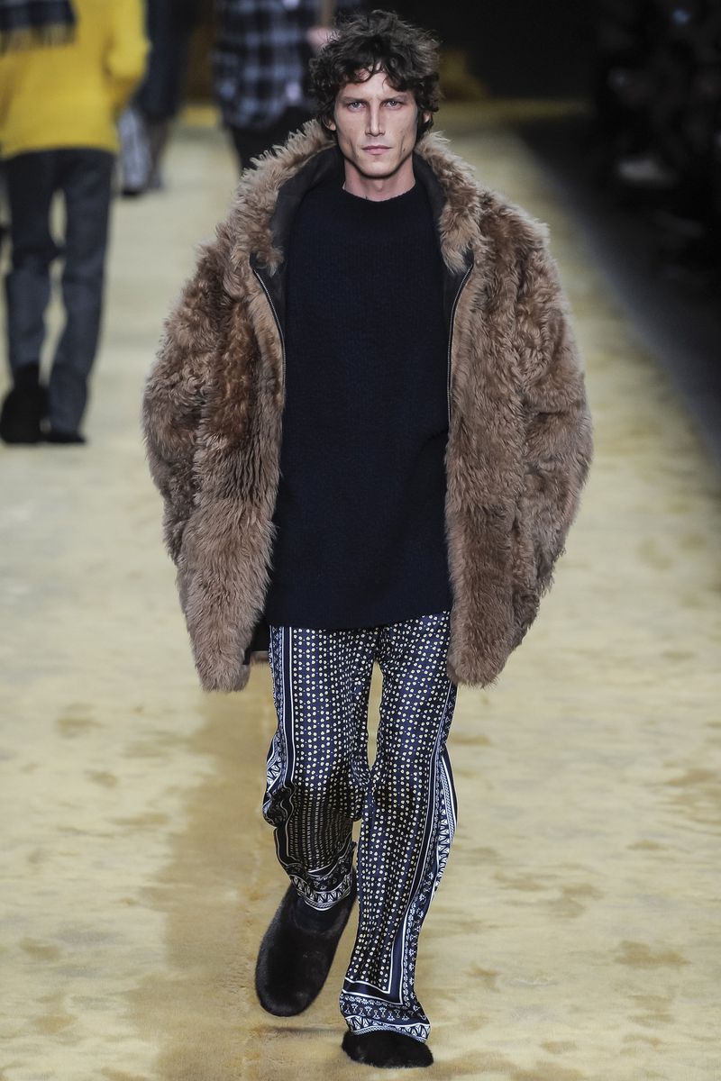Fendi F/W 16 Men's Show (Fendi)