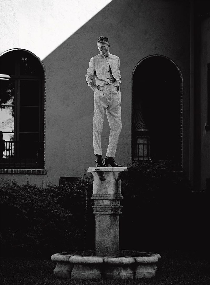 Machine Gun Kelly (L'Uomo Vogue)