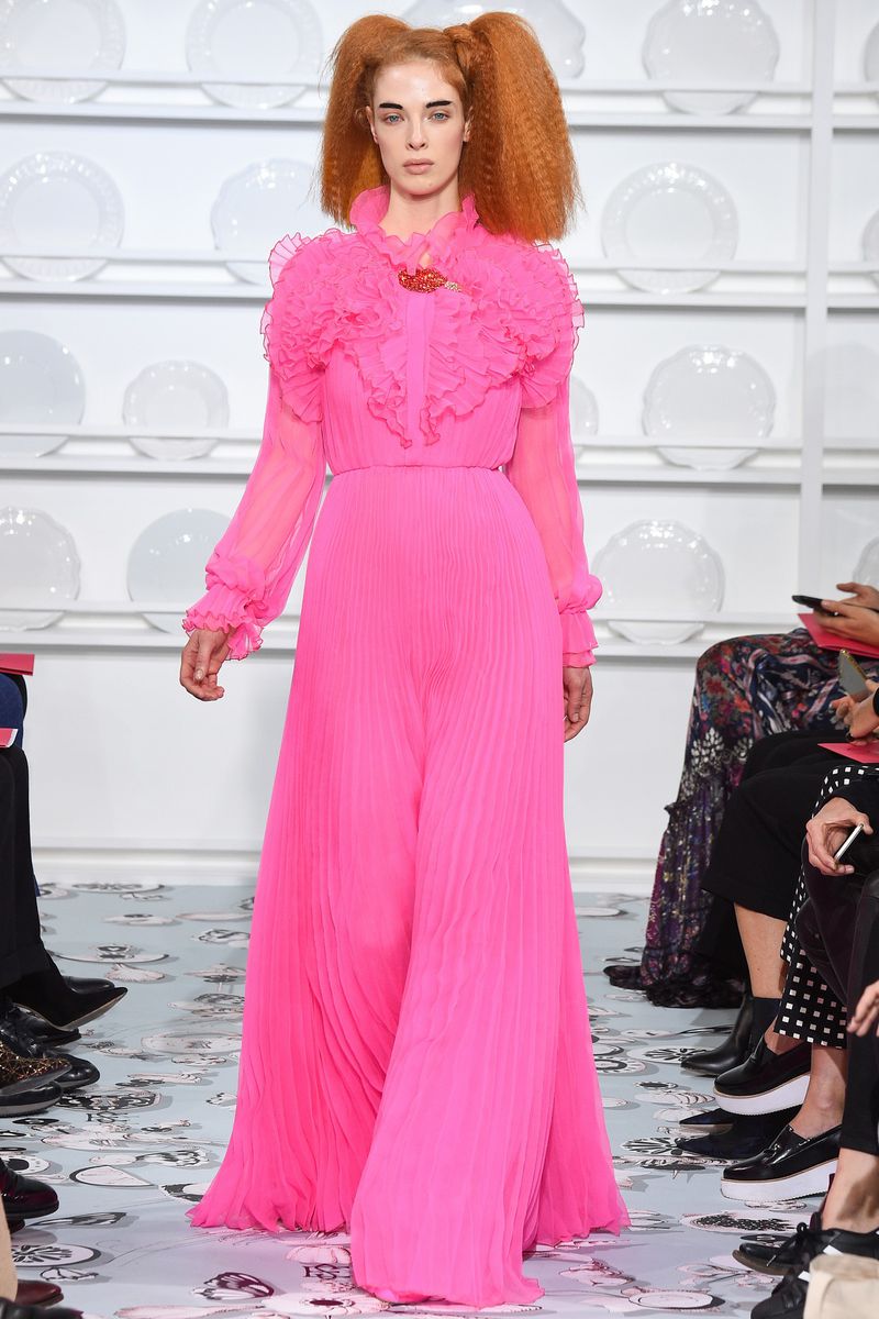 Schiaparelli Haute Couture Spring 2016 Show (Schiaparelli)
