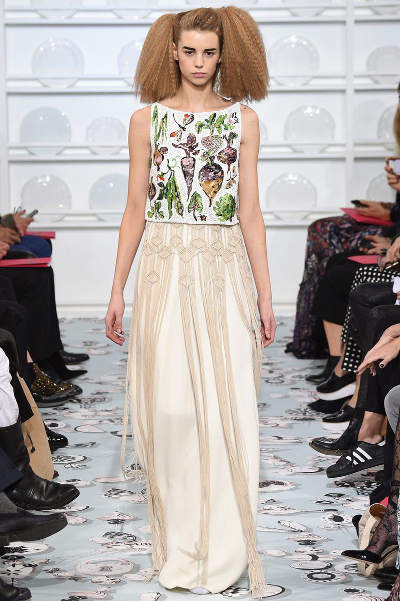 Schiaparelli Haute Couture Spring 2016 Show (Schiaparelli)