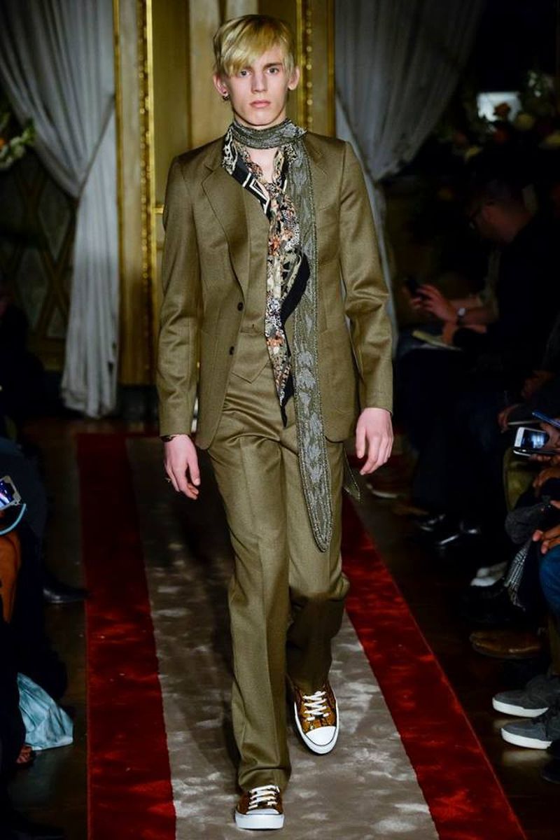 Roberto Cavalli F/W 16 Men's Show (Roberto Cavalli)