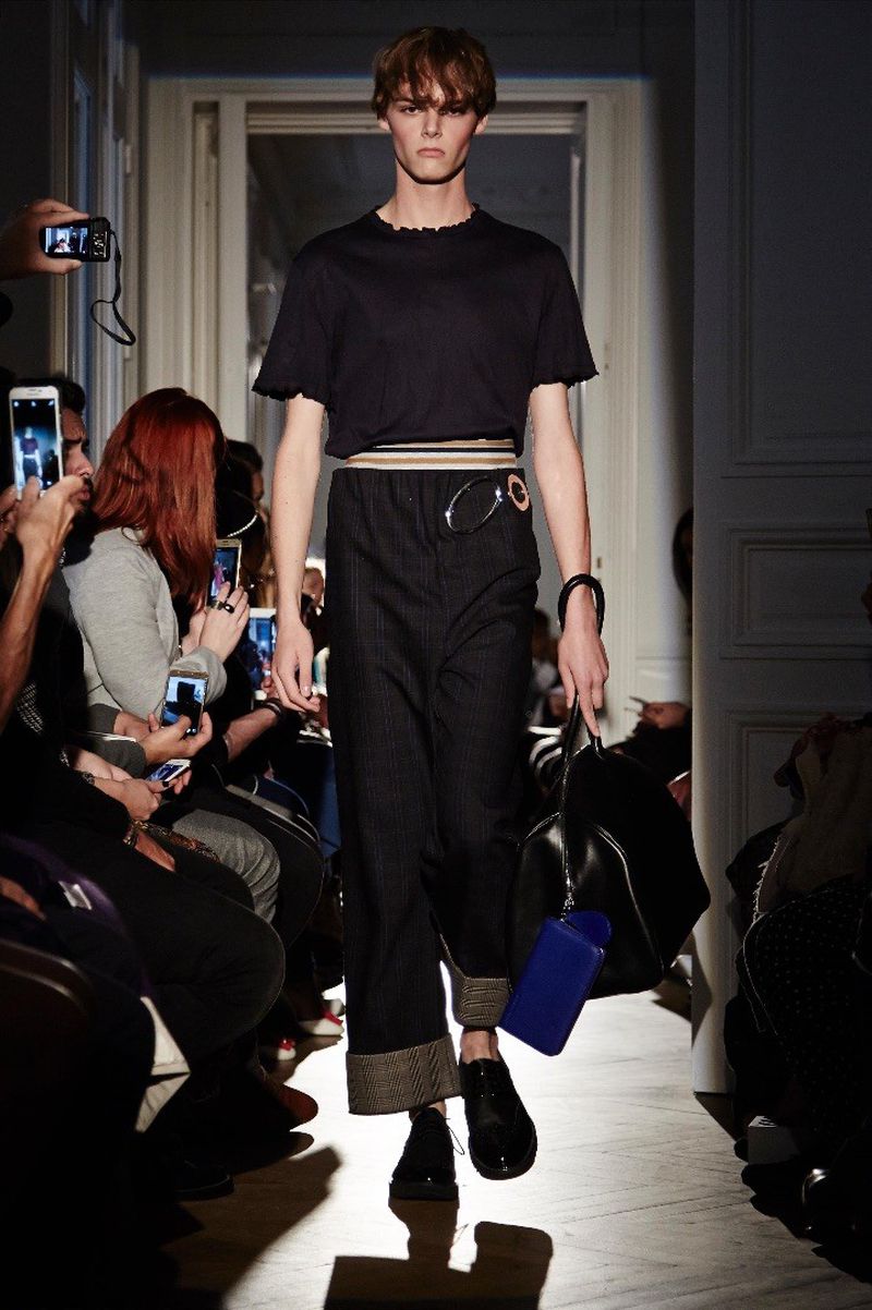 Peet Dullaert S/S 2017 Show (Peet Dullaert)