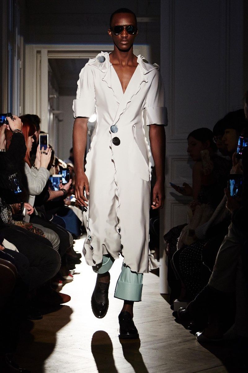 Peet Dullaert S/S 2017 Show (Peet Dullaert)