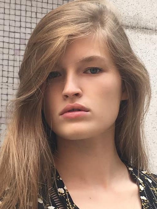 Molly Smith - Model Profile - Photos & latest news