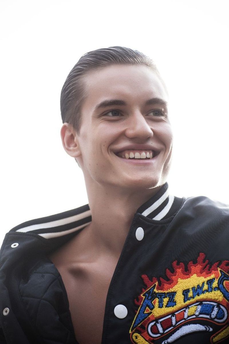 IVAN VUCKOVIC for MANDRAWN ONLINE EXCLUSIVE (Mandrawn Magazine)