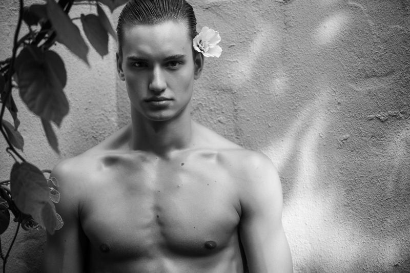 IVAN VUCKOVIC for MANDRAWN ONLINE EXCLUSIVE (Mandrawn Magazine)