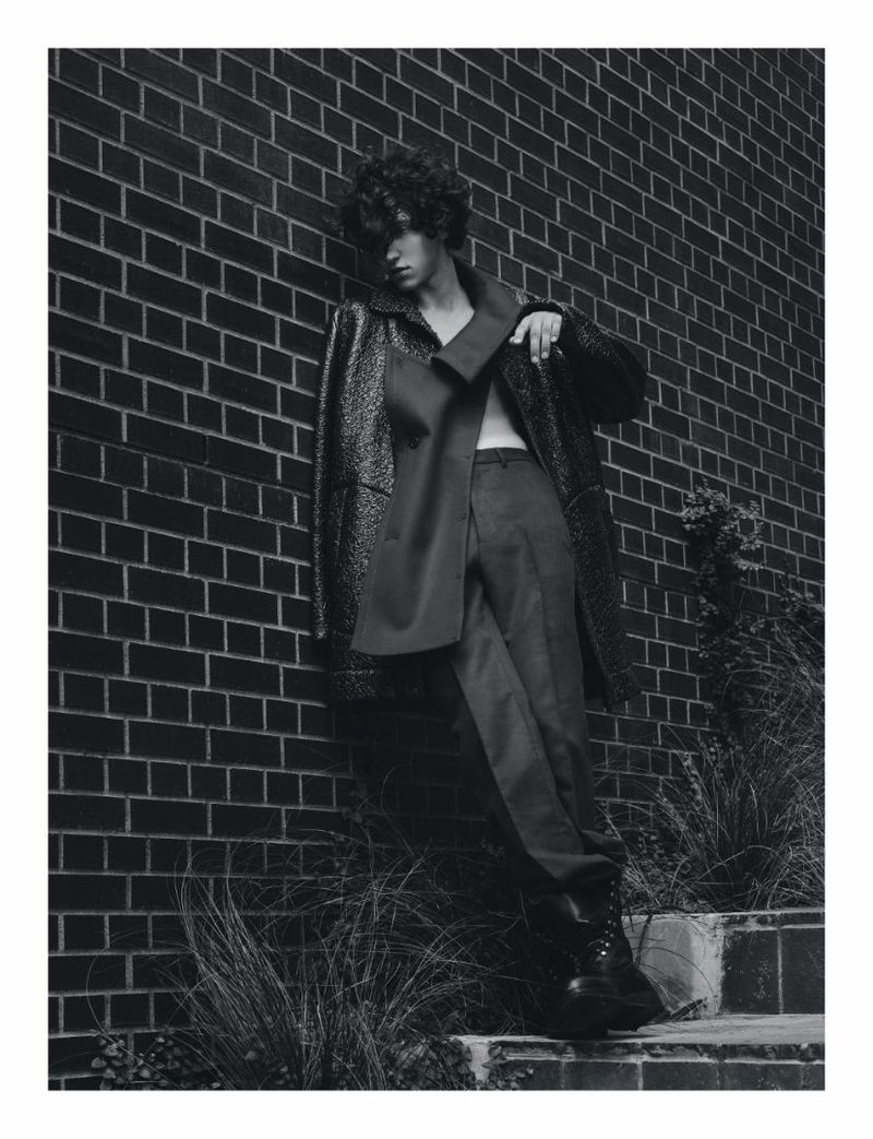 POISE (Manifesto Magazine)