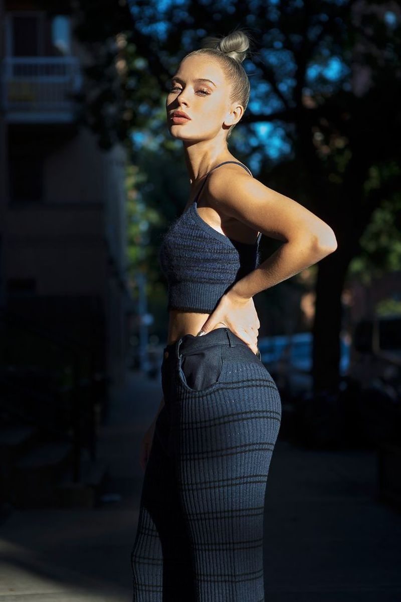 Zara Larsson (Flaunt)