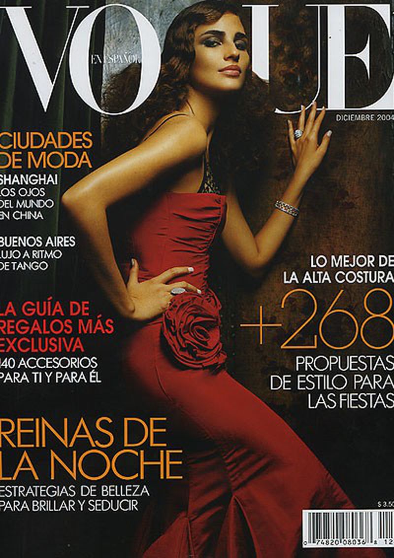 Vogue Mexico December 2004 Cover (Vogue Mexico)