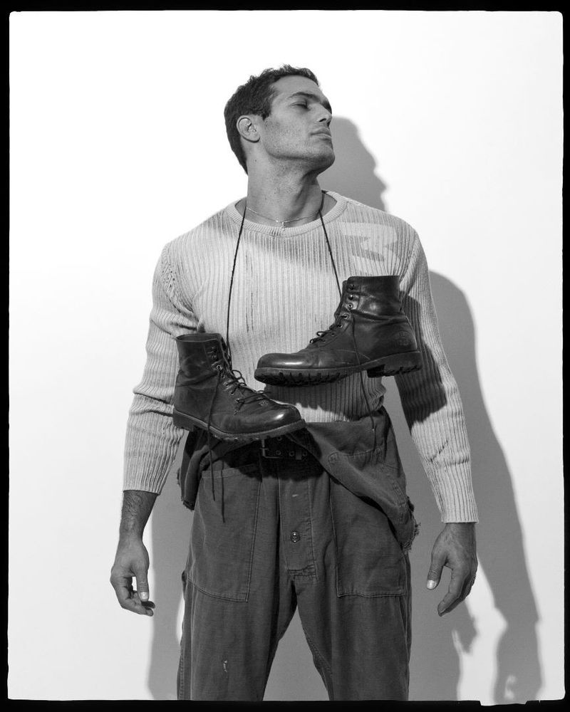 Jeremy Parisi (Portrait)
