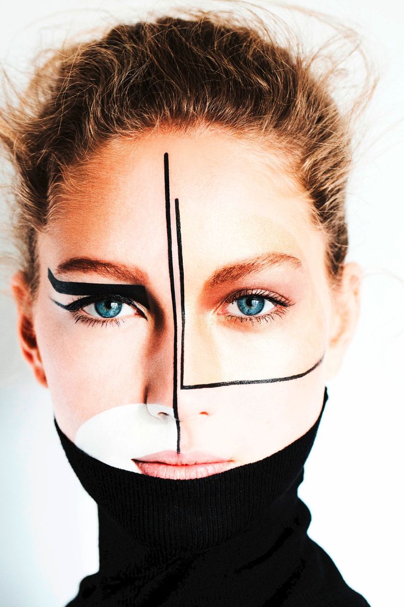 Graphic Beauty (Amica)