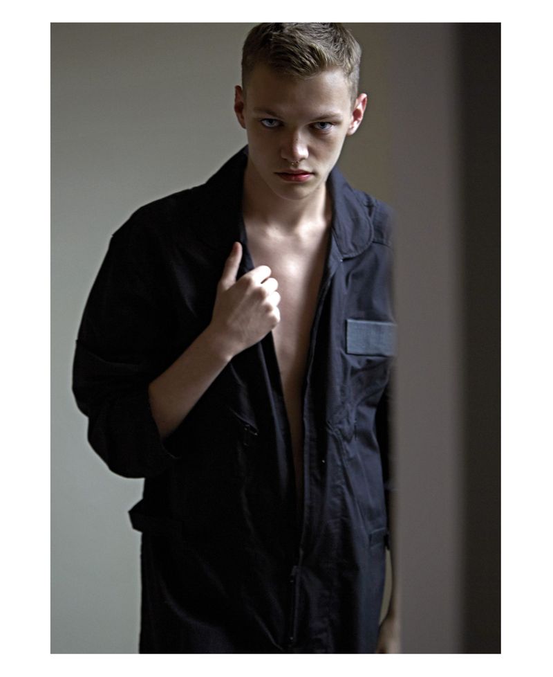 Sculpted Beauty (Un-Titled Project Magazine)