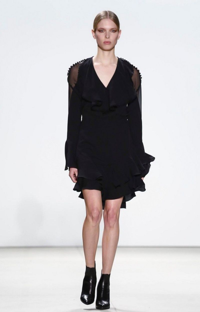 Yigal Azrouel F/W 16 Show (Yigal Azrouël)