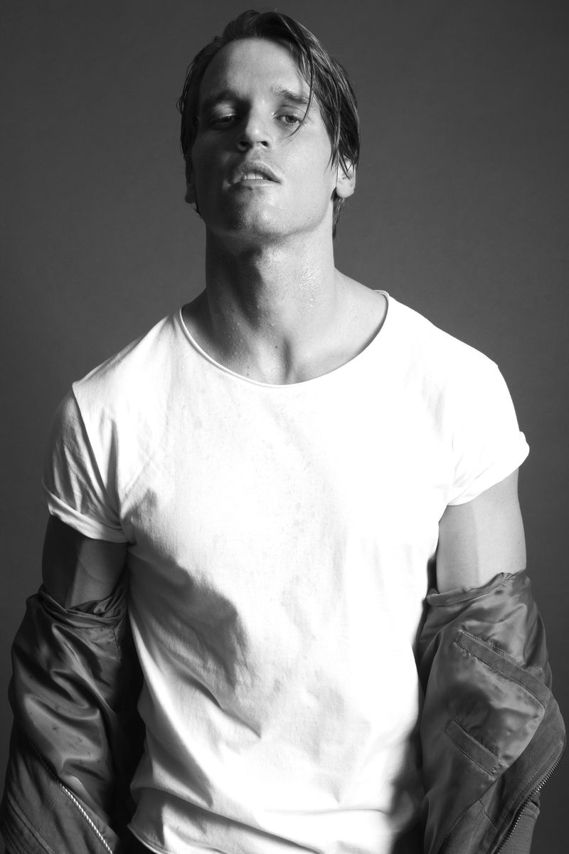 Portrait - Trevor Van Uden by Ruben Tomas (Portrait)