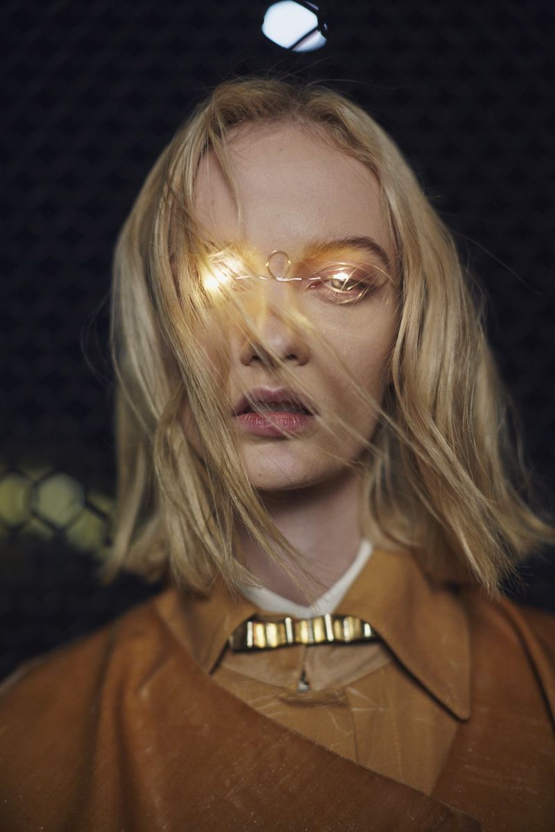 Look Into my Eyes (Deux Hommes)