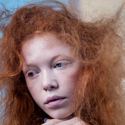 Madeline Poole - Manicurist Profile - Photos & latest news