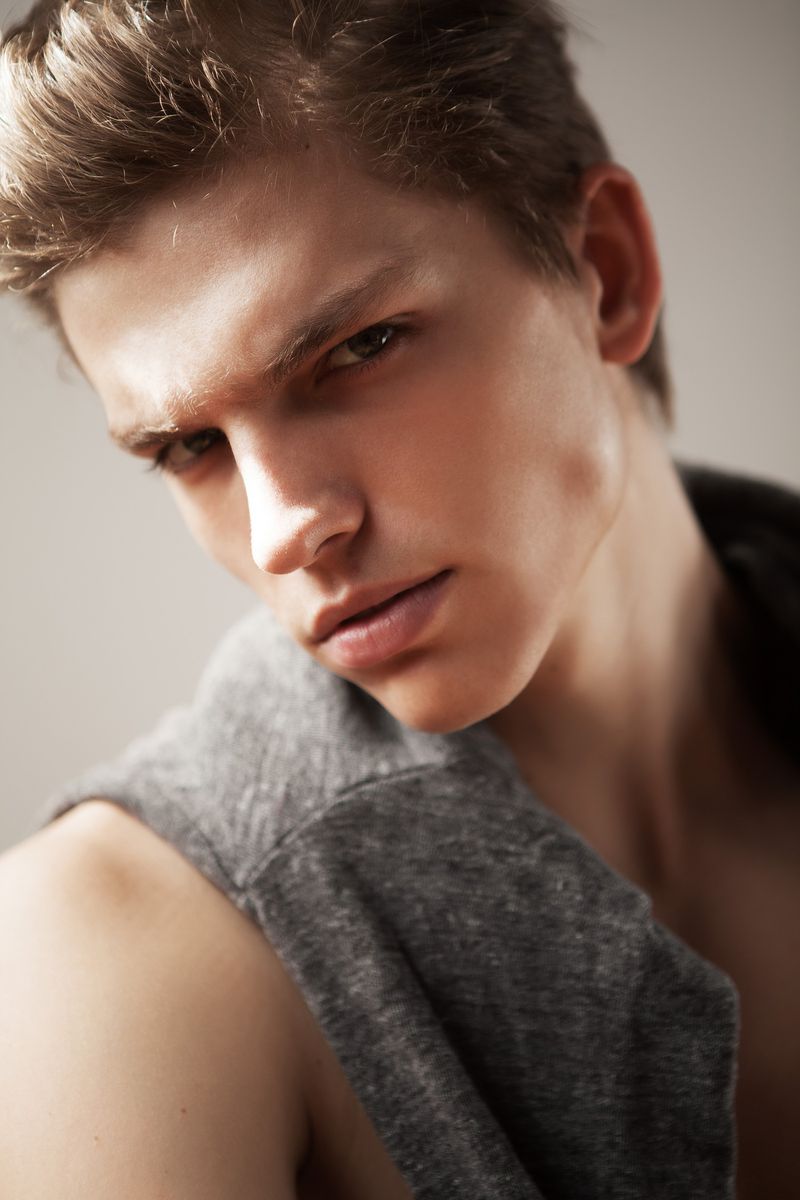 Charles Cellier for Peter, Tom & Dave online exclusive (Peter, Tom & Dave)