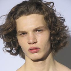 Arran Turton Phillips - Model Profile - Photos & latest news