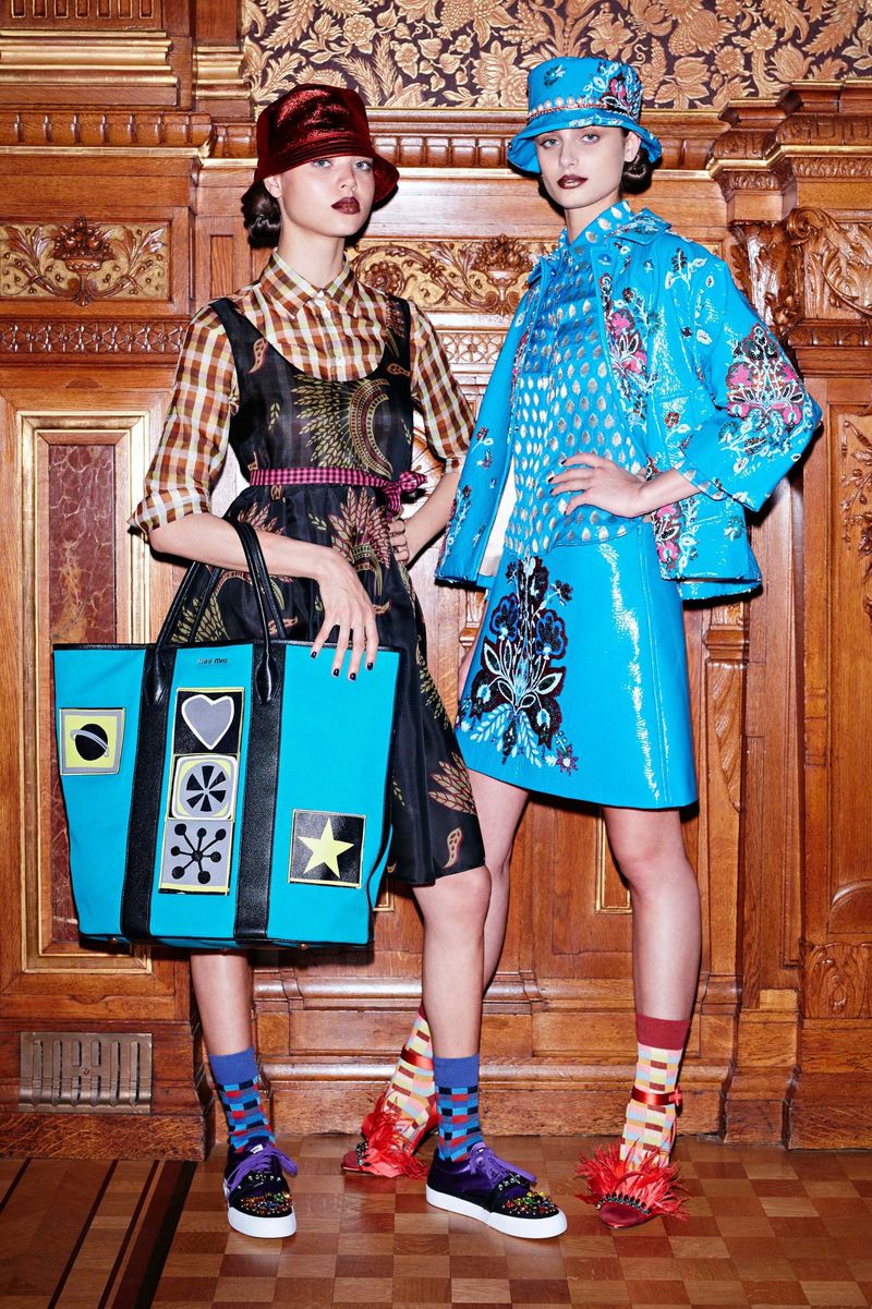 Miu Miu Resort 2017 / Lookbook (Miu Miu)