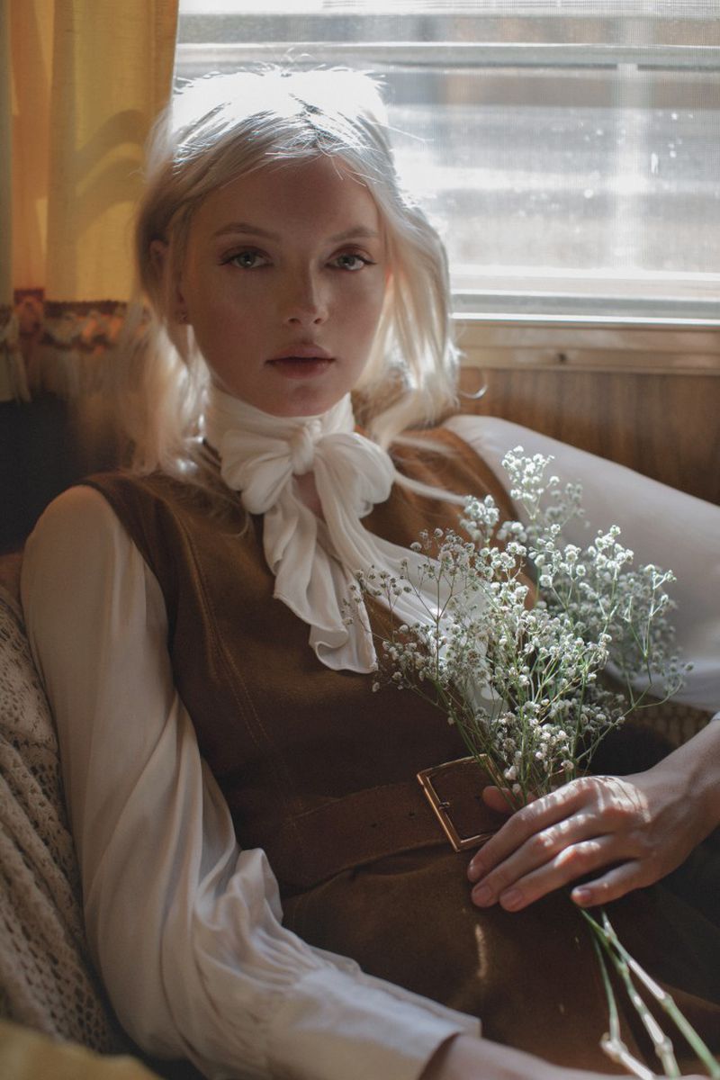 That 70's Girl for Nakid Magazine by Tamara Sky + Megan Batson (Various ...