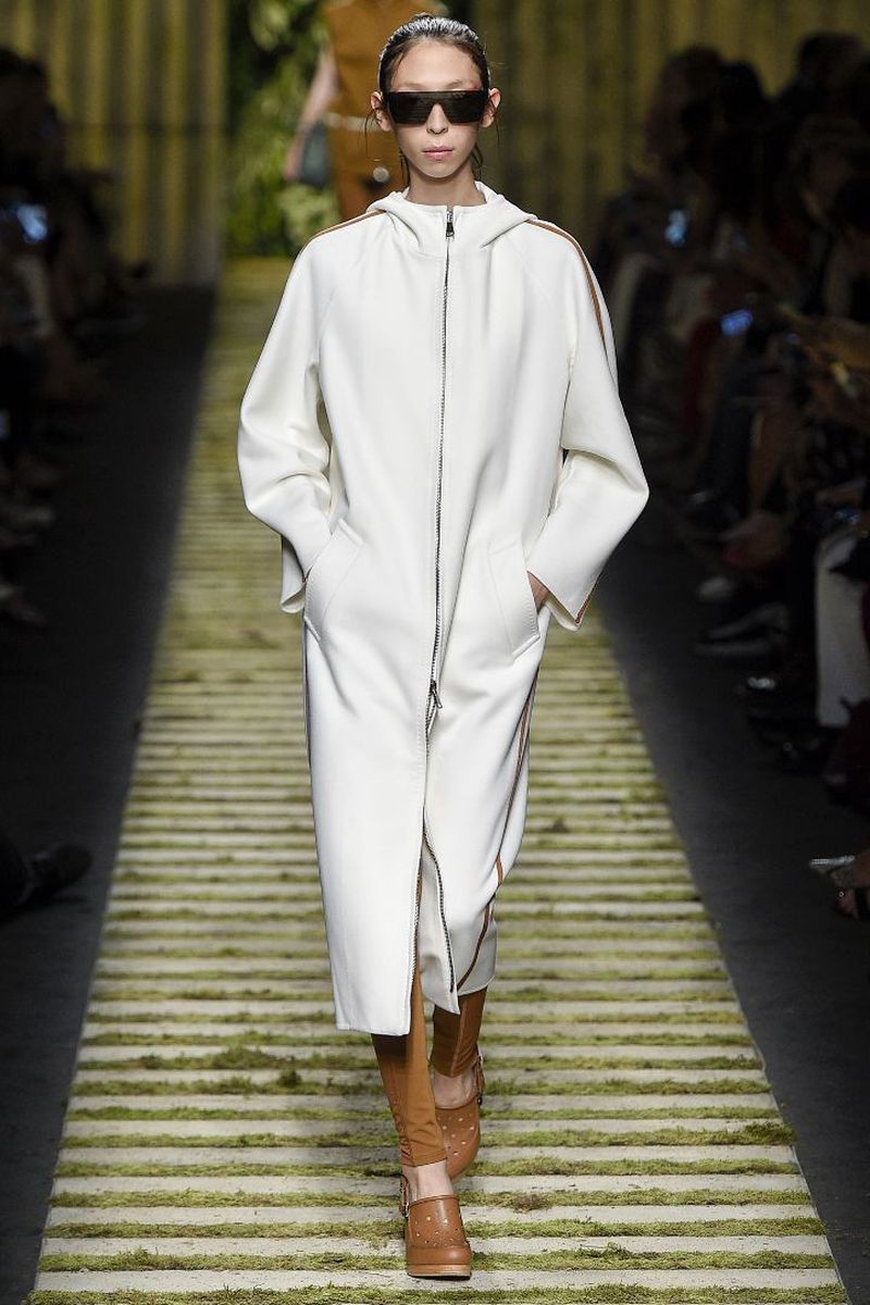 Max Mara S/S 17 Show (Max Mara)