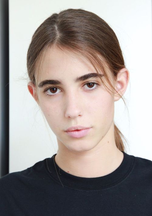 Margot Baget - Model - detail by people