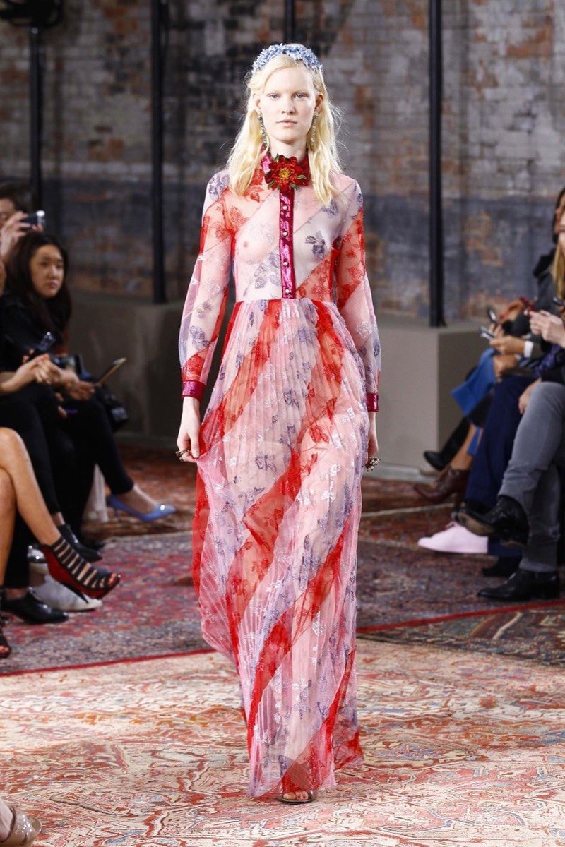 Gucci Cruise 2016 Show (Gucci)