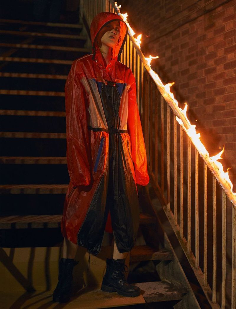 Fire dance with me (Flaunt)