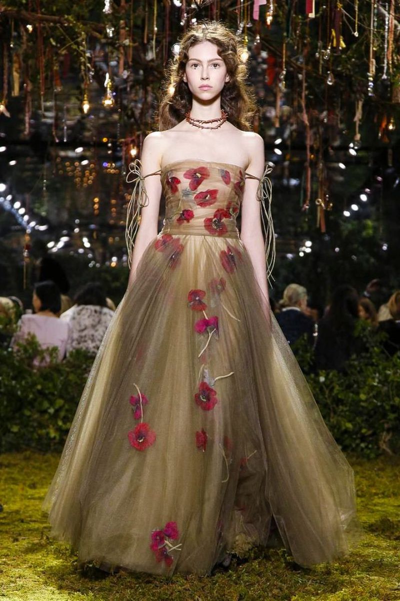 Dior Haute Couture Spring 2017 Show (Dior)