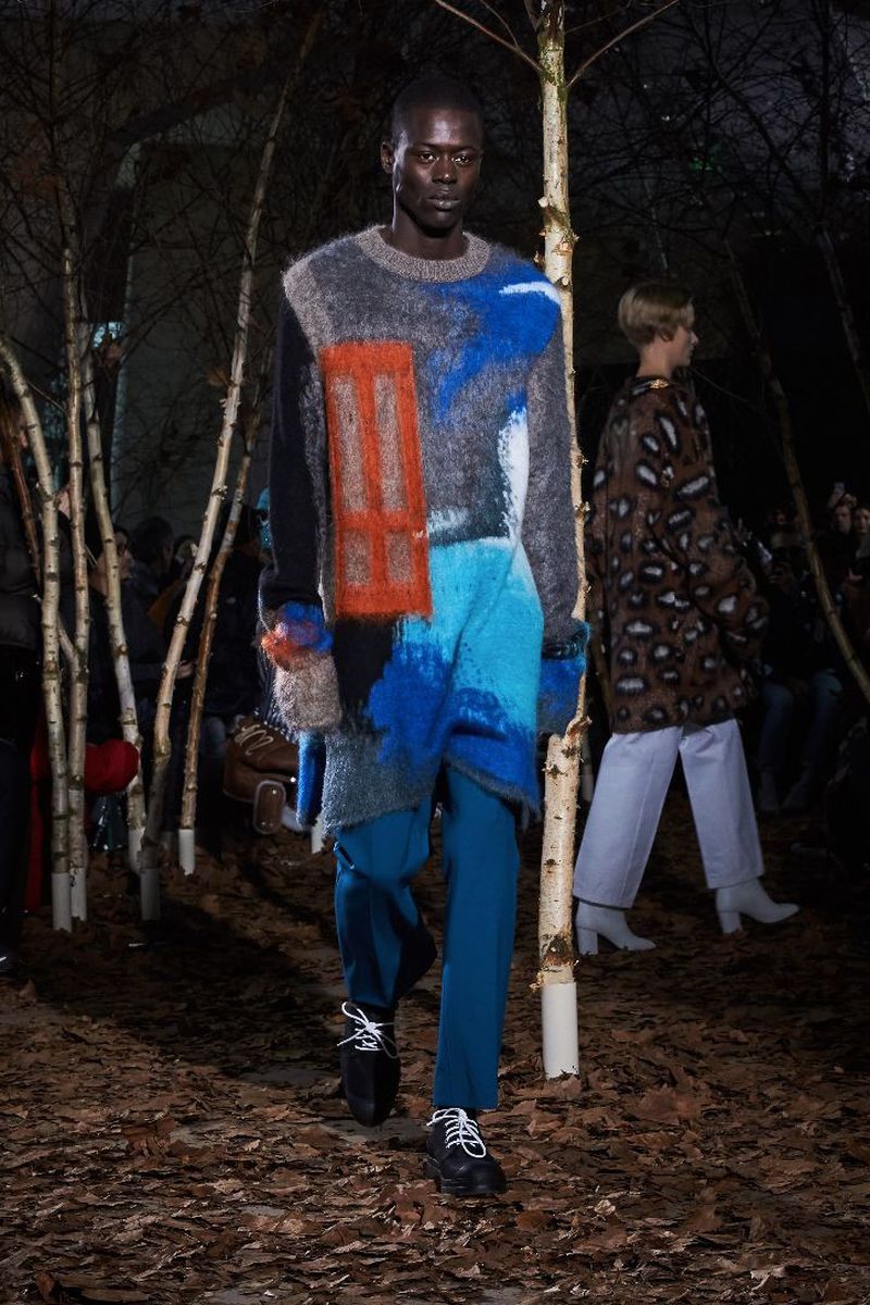 Off-White F/W 17 Men's Show (Off-White)