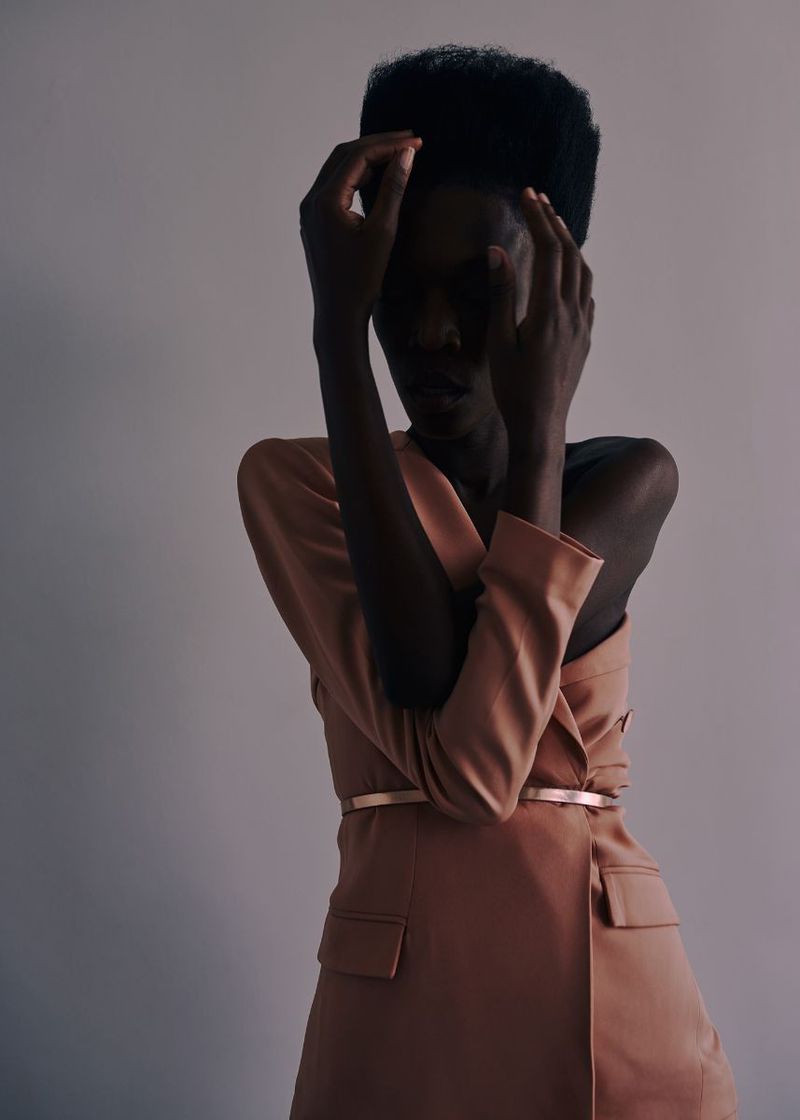 Turn around and look at me (Schön Magazine)