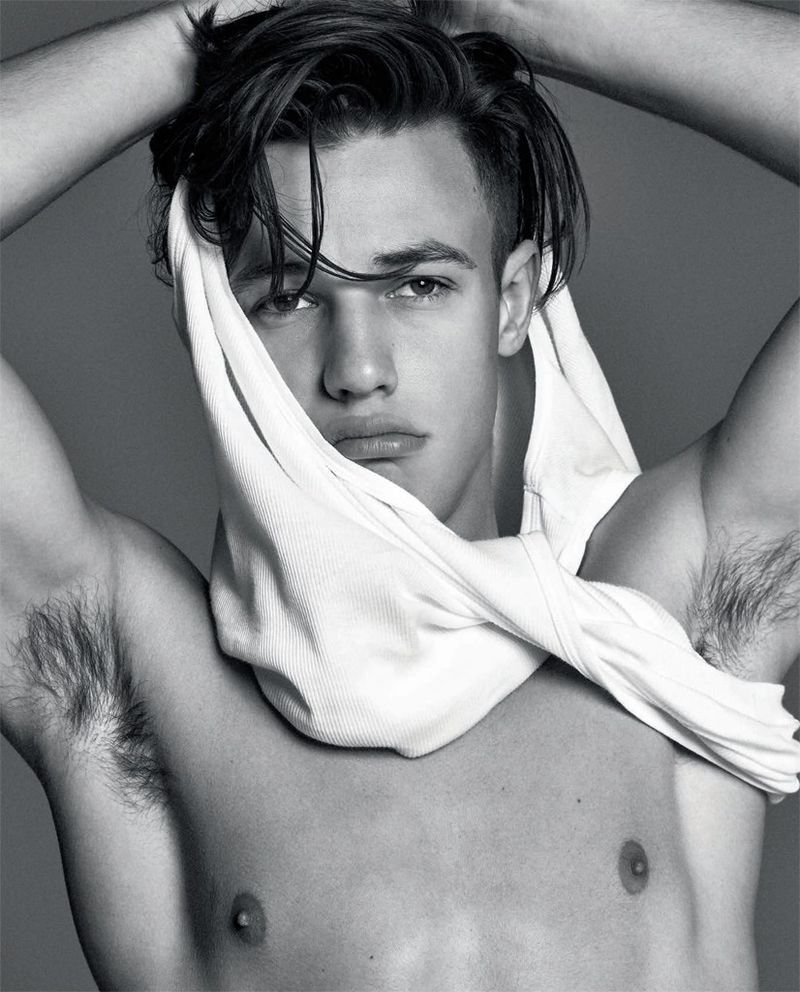 Arma Joven: Cameron Dallas (El Pais Icon Magazine)