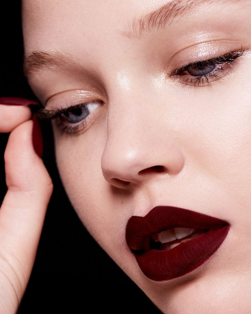 Matte lips (L'Officiel Vietnam)