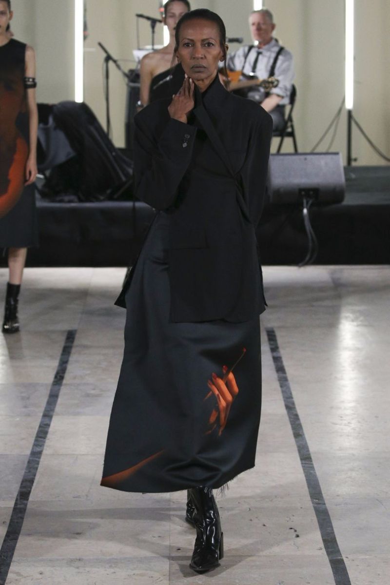 Yang Li S/S 18 Show (Yang Li)