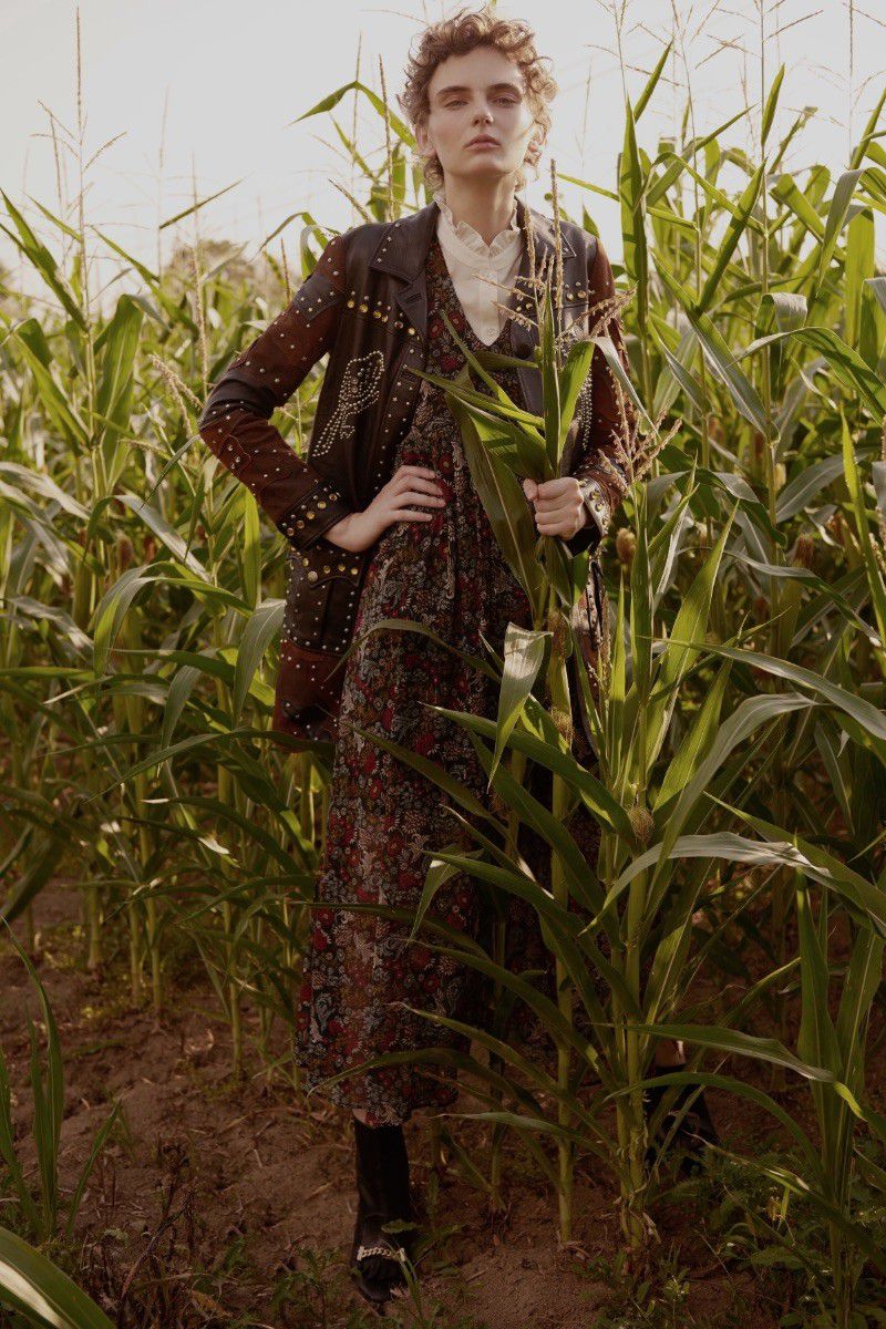 Modest dressing (Stylist Magazine UK)