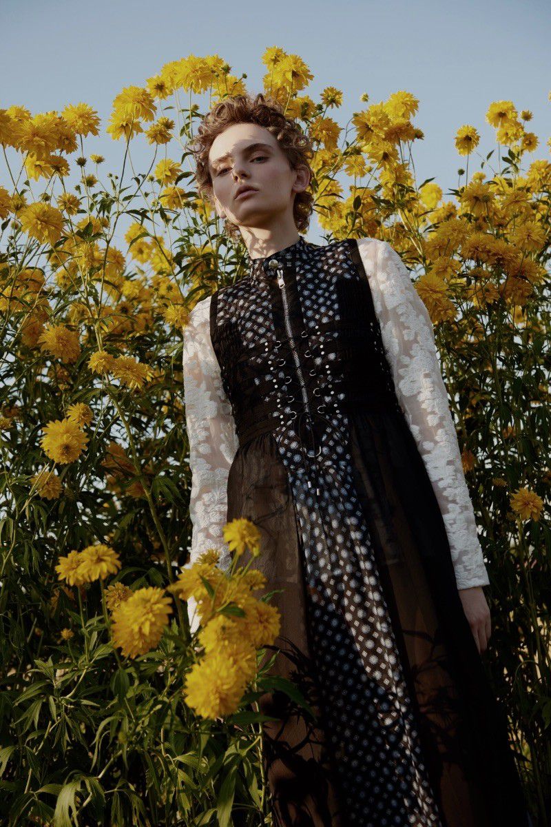 Modest dressing (Stylist Magazine UK)