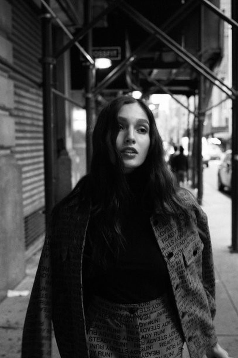 Genug Drama für ein Drehbuch: der Model-Alltag von Vita Mir (Vogue Germany)