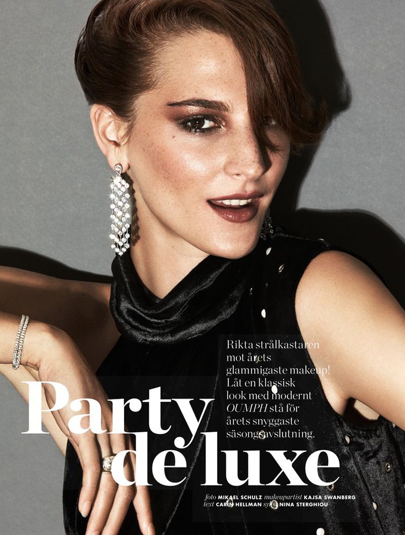 Elle Sweden December 2017 (Elle Sweden)