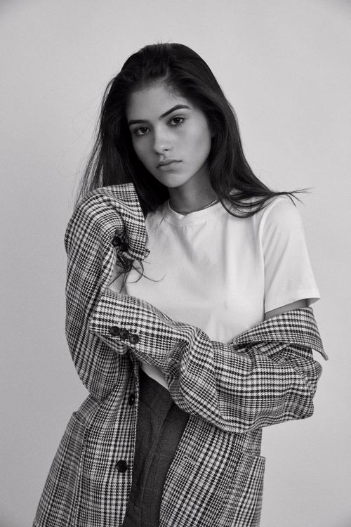 Kim Turnbull - Model Profile - Photos & latest news