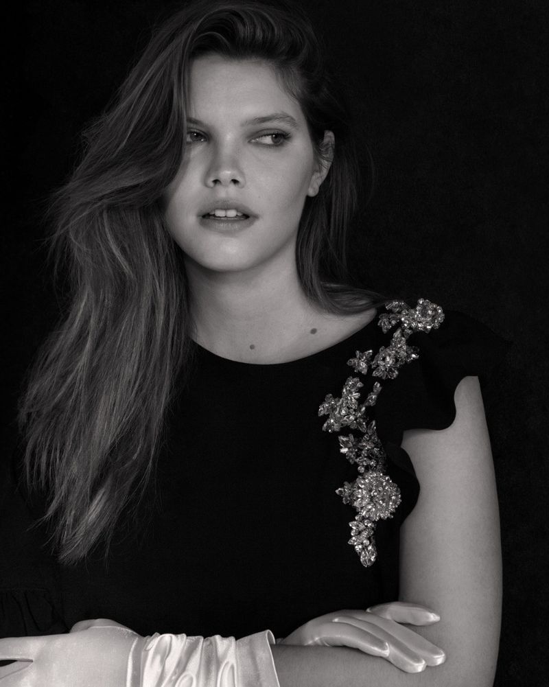 MOLLY CONSTABLE (Interview Magazine online)