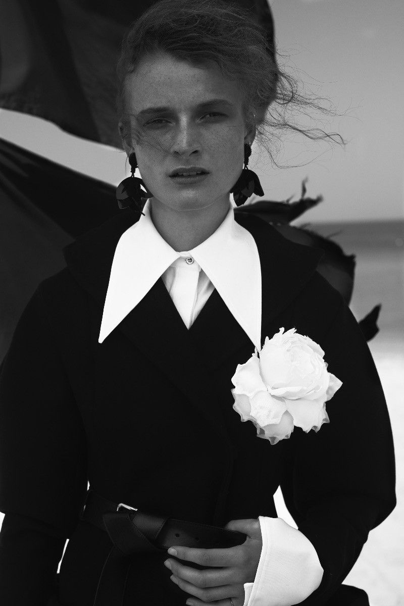 The Vogue Way to Wear Winter Abayas and Kaftans (Vogue Arabia)