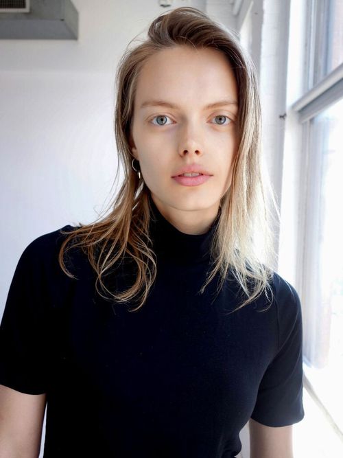 Helene Desmettre - Model Profile - Photos & latest news