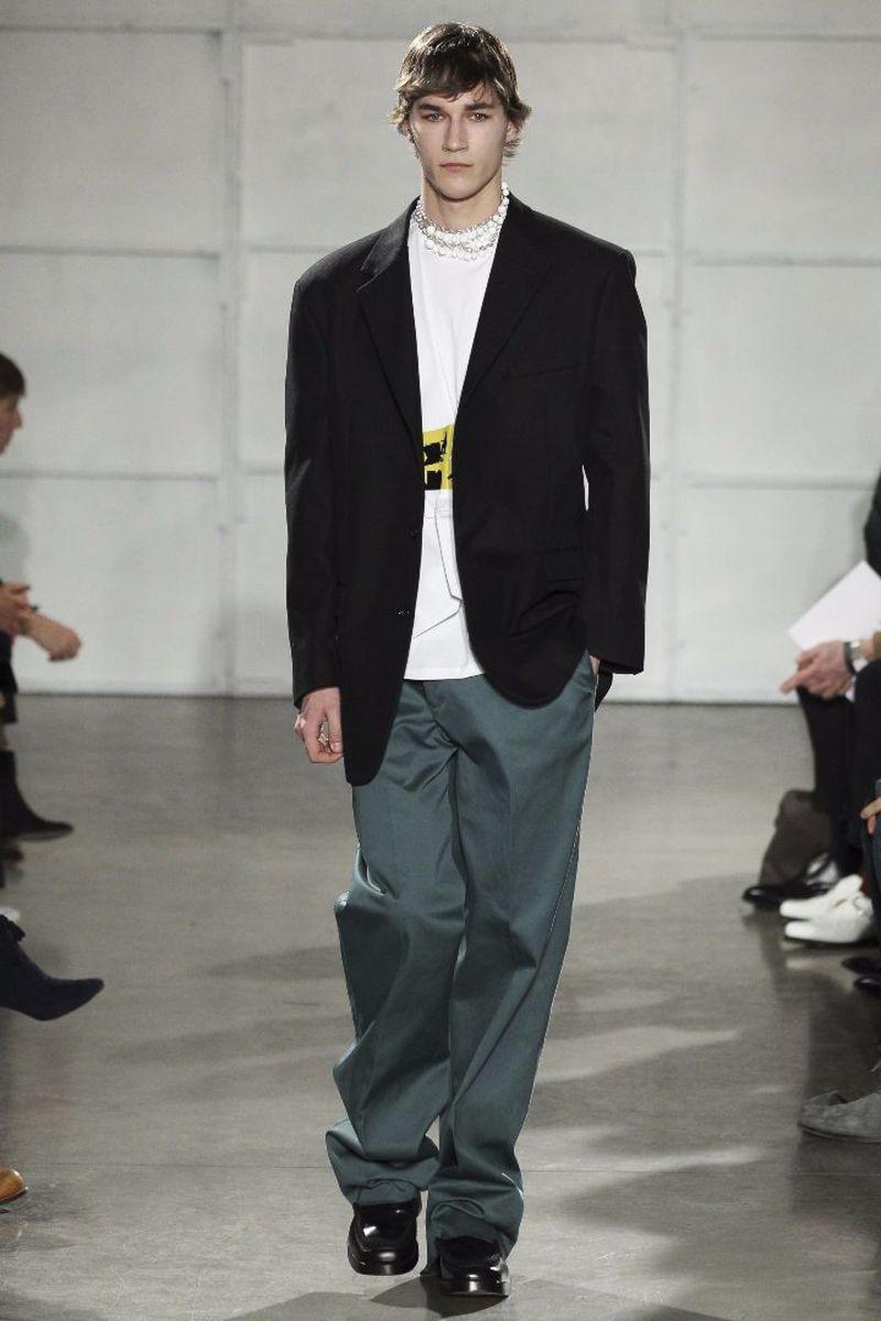 Raf Simons F/W 17 Show (Raf Simons)