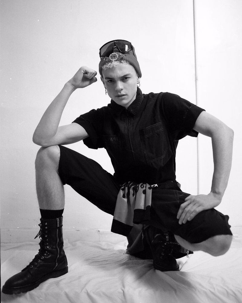 Tune In Turn On (Carbon Copy)