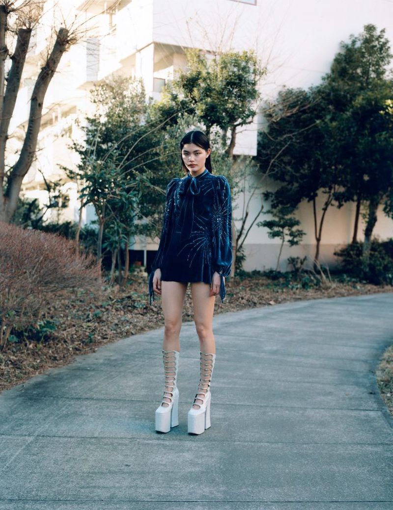 Rina Fukushi (L'Officiel Philippines)