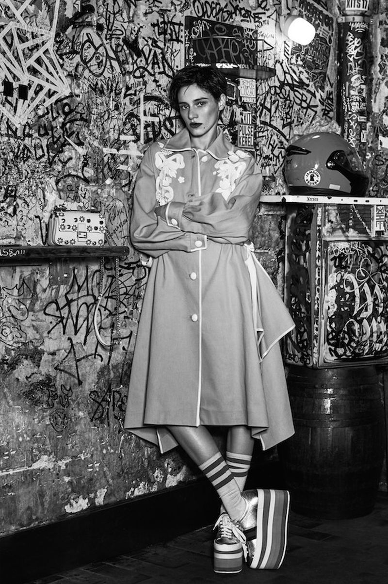 Rave (L'Officiel Russia)