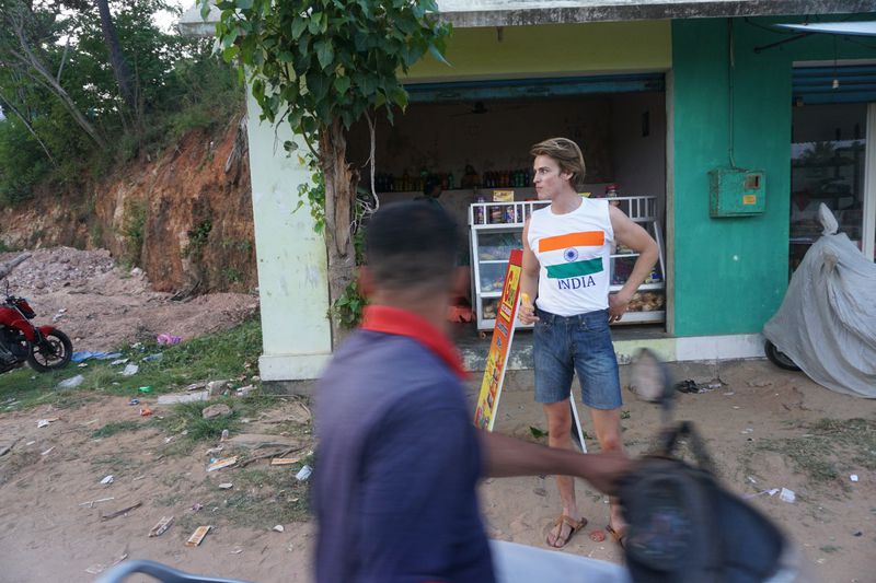 Locations . IV . Open your eyes... India by Elsa Wörmann (ODDA Magazine)