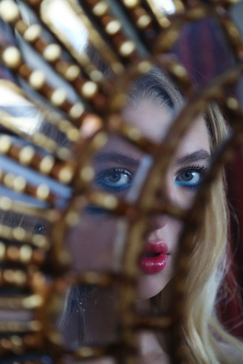 Anais Gallagher by Emanuele D'Angelo (Dull Magazine)